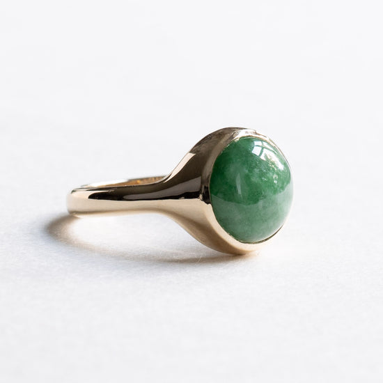 14K Round Jade Signet Ring – Adrian Rose
